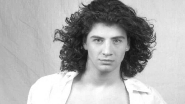 Σάκης Ρουβας: Θυμαστε το ΑΝΤΕΞΑ; Δες ποιο Heavy Metal τραγουδι ...