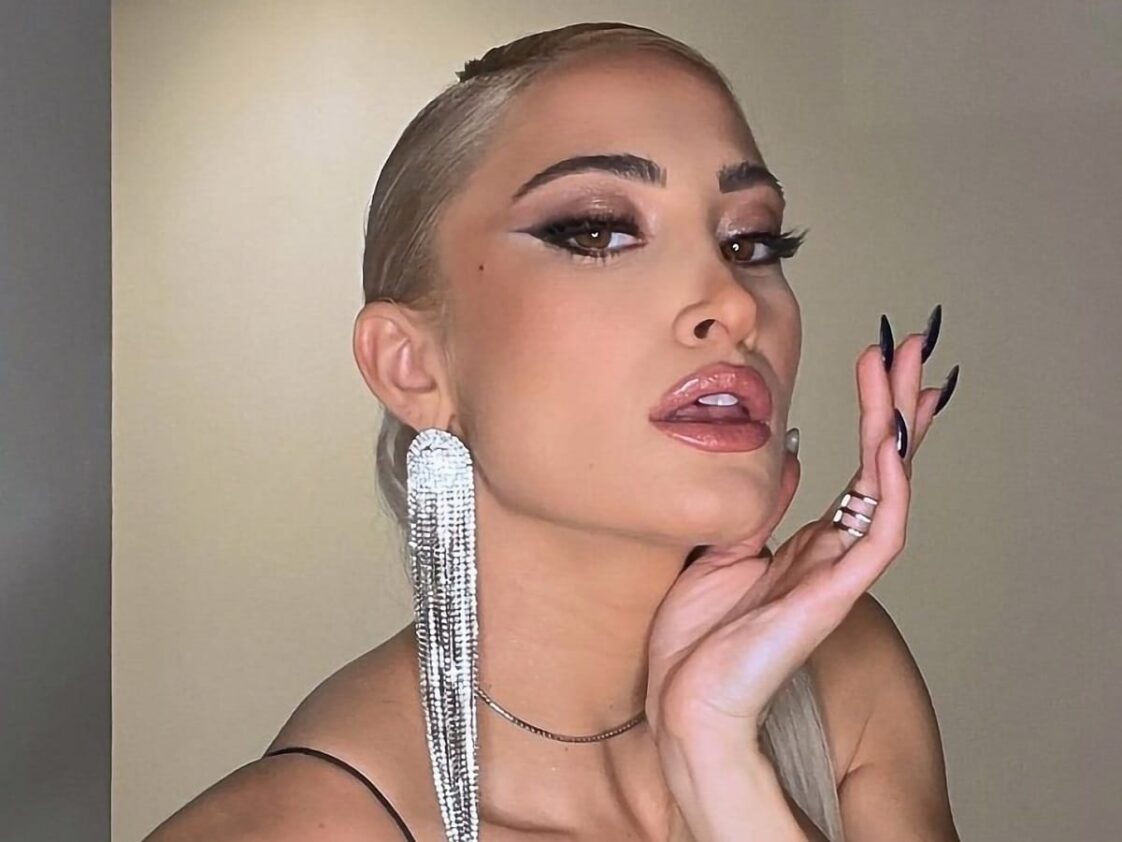 Λίγα λόγια με μεγάλη σημασία: Η προσευχή που πρέπει να λες όταν ανάβεις ...