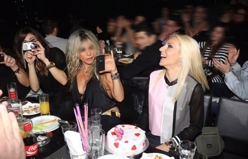 Της Μιλφάpας: Οι «καuτές» φίλες της Έλενας Τσαβαλιά περιμένουν και φέτος να σε αναστατώσουν ...