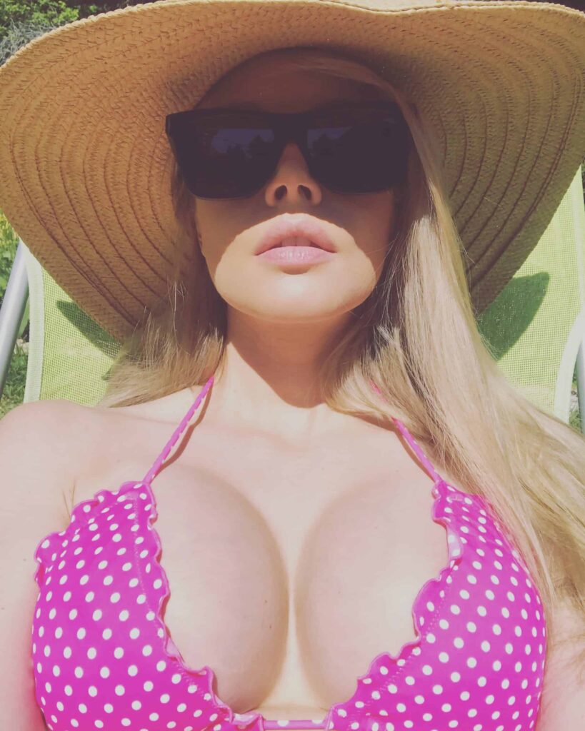 Έμιλι Μάντισον: Το πιο δυνατό μαγιό της Τζαμάικα αποκαλύπτεται - Φωτογραφίες - Koolnews.gr