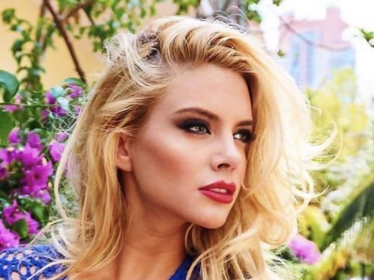 Ρία Αντωνίου - Από το KoolNews.gr